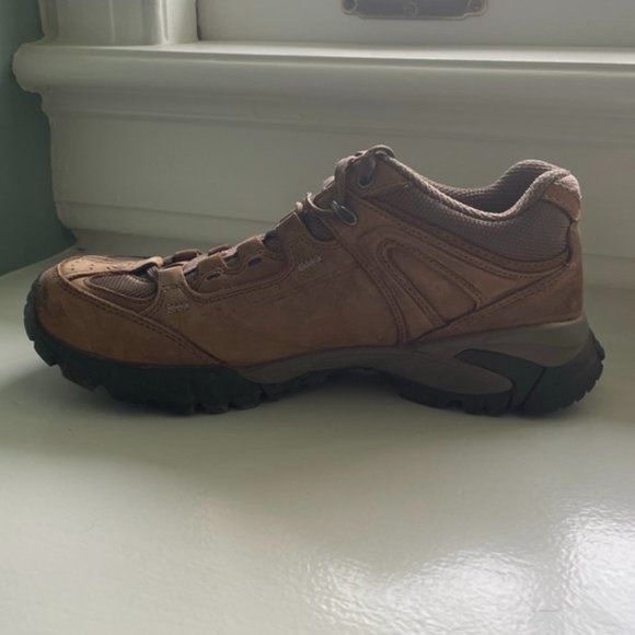 Vasque | Shoes | Vasque 9 Mantra 2 Hiking Shoes Low Boot 7066 | Poshmark